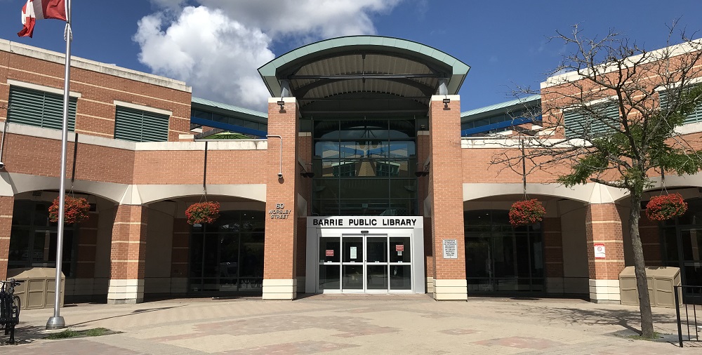First fall book sale a big success for Barrie Public Library | Barrie 360