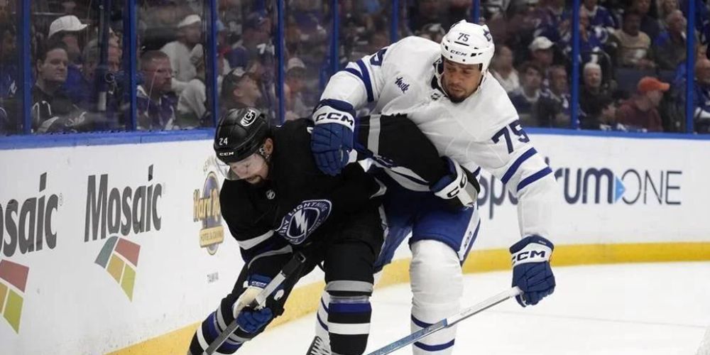 Kucherov is 5th player in NHL to reach 100 assists as Lighting beat ...