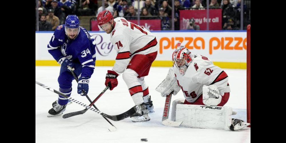 Visiting Hurricanes hold off struggling Leafs 3-2 for third consecutive win
