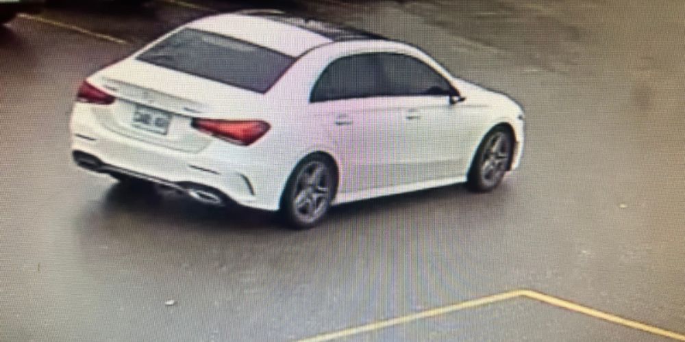 Police release photo believed to be getaway car of suspects in Barrie ...