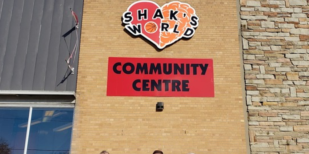 Support Barrie's newest community centre at the Christmas Paint and Sip ...