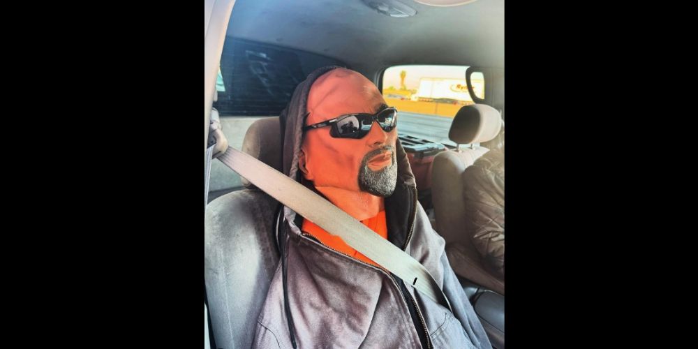 Man uses Snoop Dogg mannequin to ride in the carpool lane