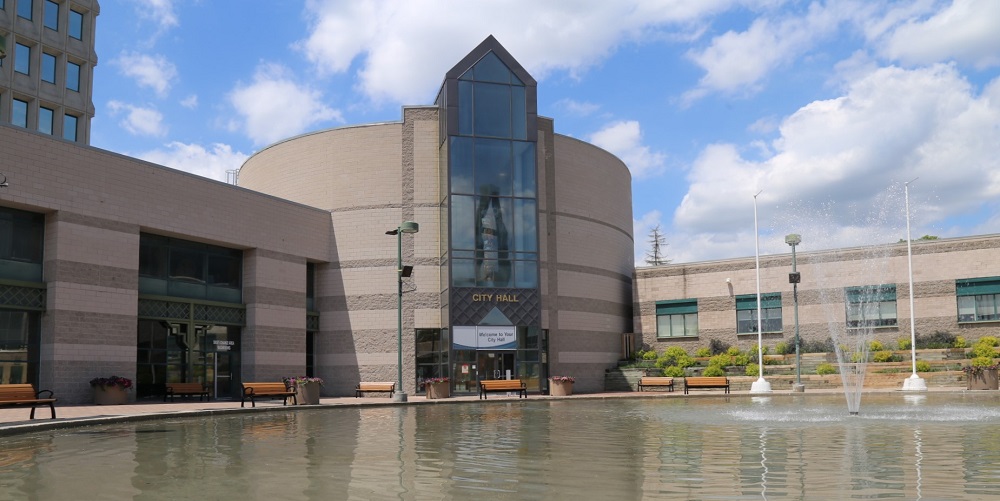 [PHOTOS] Ontario's 2025 Ice Storm: Frozen In Time | Barrie 360