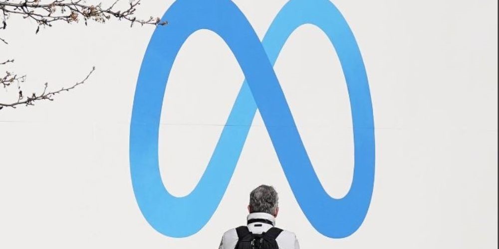 Meta has team working to block news on Facebook, Instagram from ...