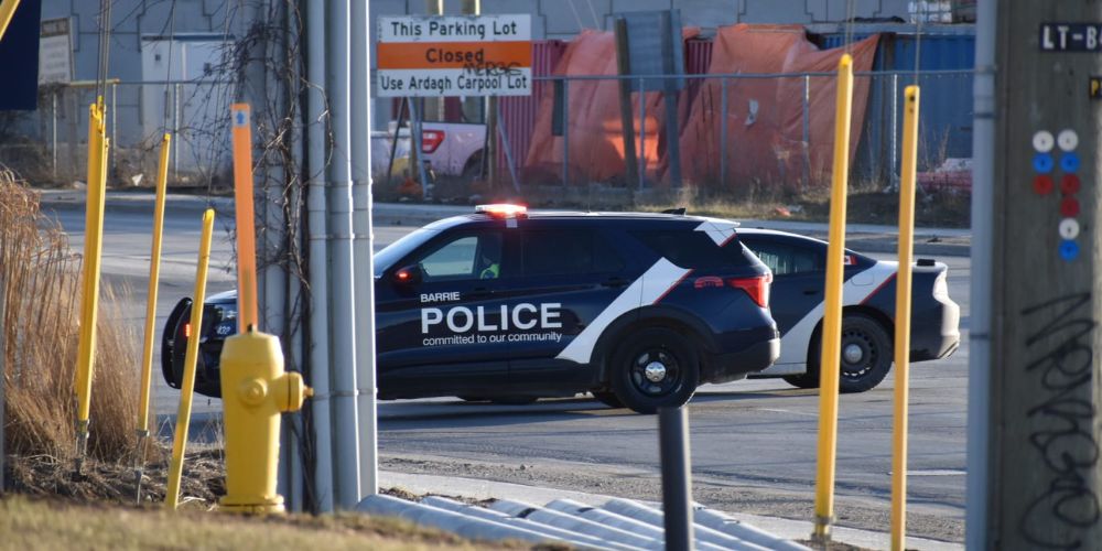 Improvised explosive device seized by Barrie police during Essa Road ...