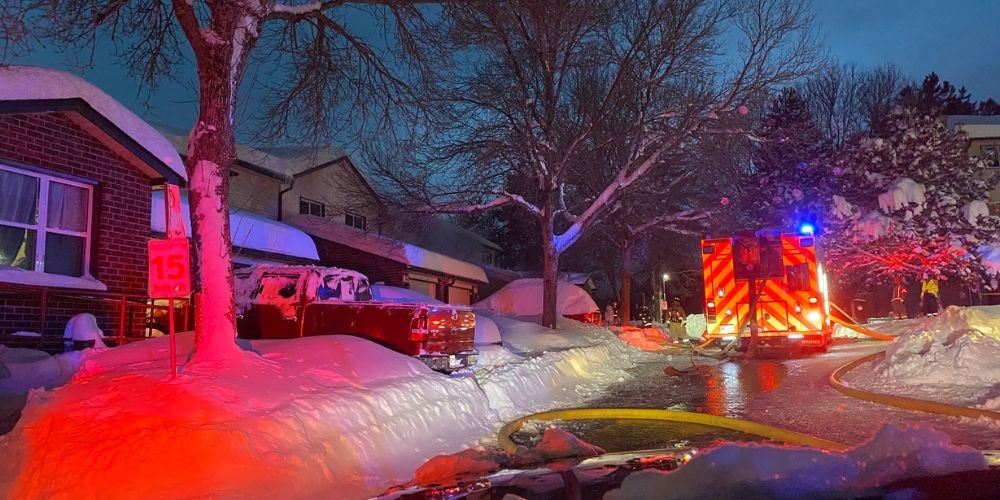 Man escapes townhouse fire in Orillia | Barrie 360