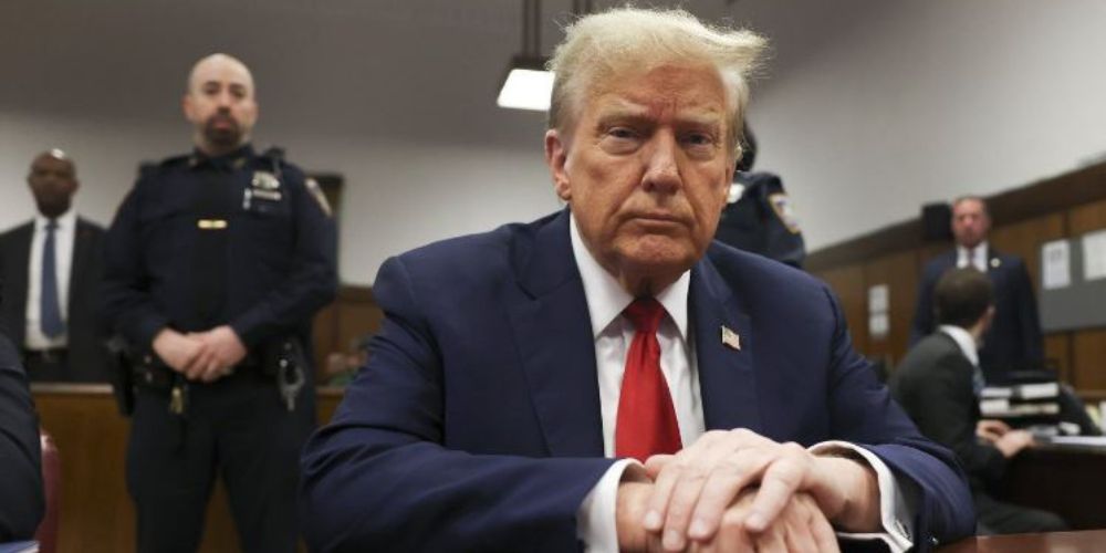 Tabloid publisher says he pledged to be Trump campaign's 'eyes and ears ...