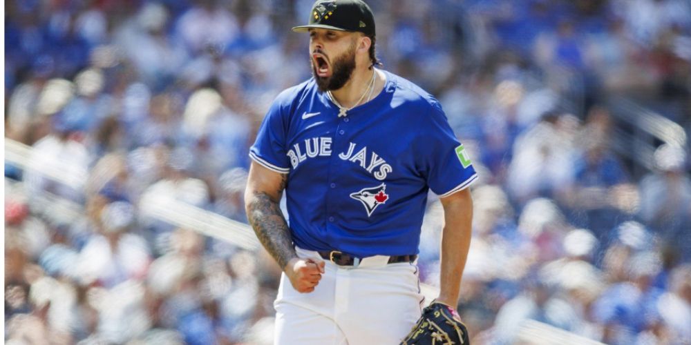 Alek Manoah shines over seven innings as Blue Jays fend off Rays 5-2 to ...