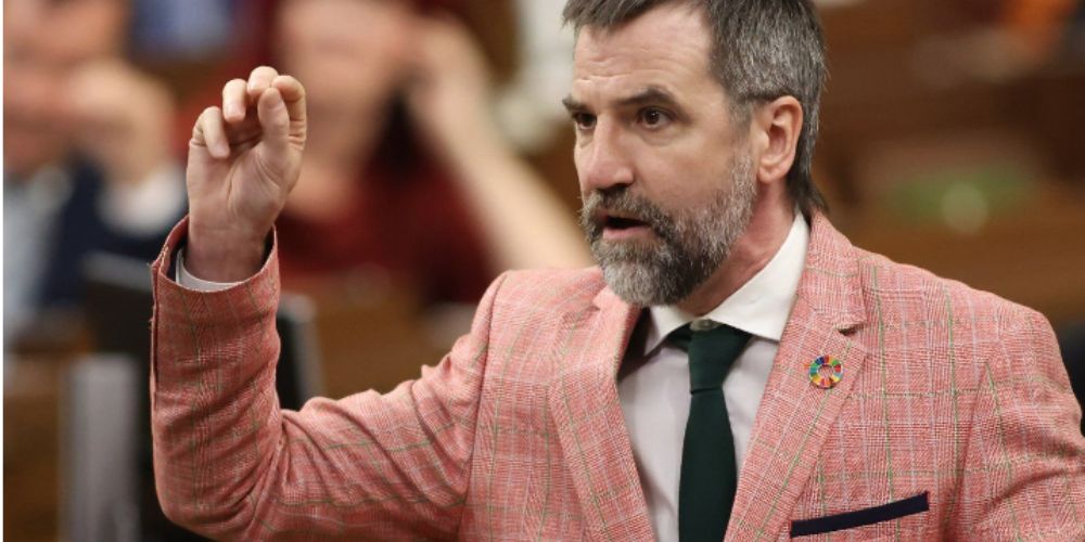 Feds release carbon pricing impact data as cost debate rages