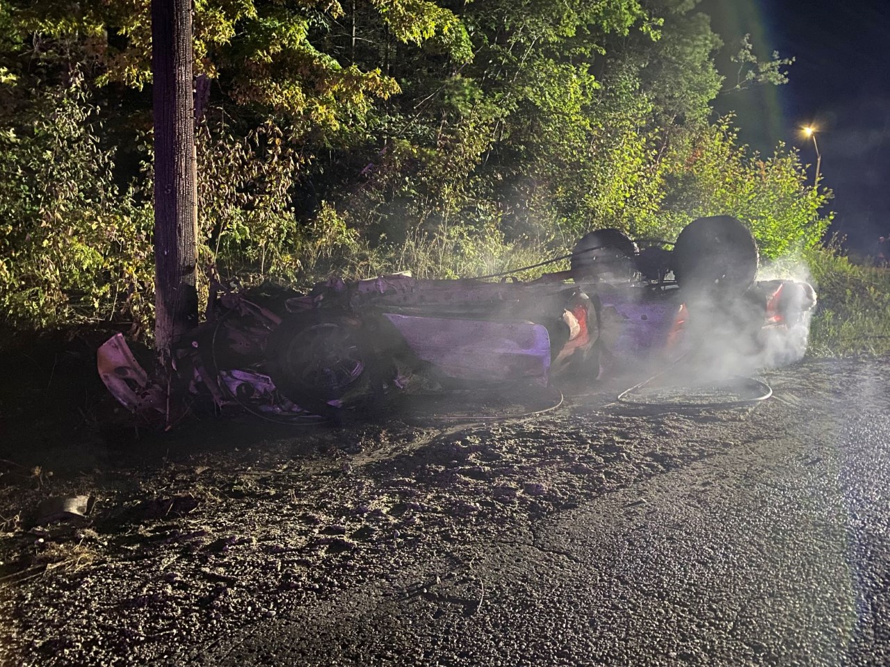 Minor injuries to five teens from fiery crash in Tiny Township | Barrie 360