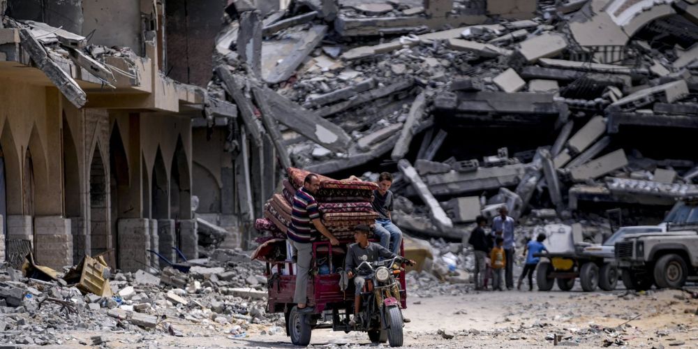 Israel widens evacuation orders in southern Gaza. Hamas wants plans for ...