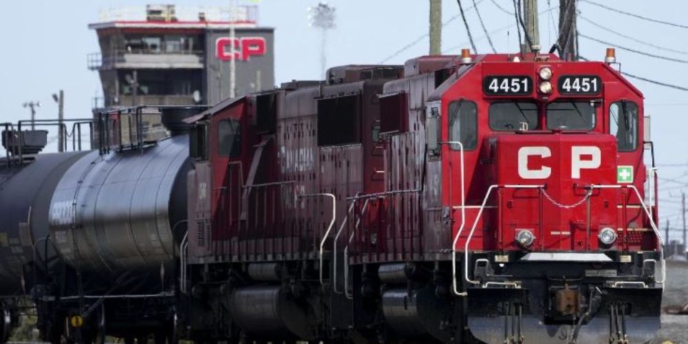 Rail shutdown possible in two weeks, as lockout warnings follow labour ...