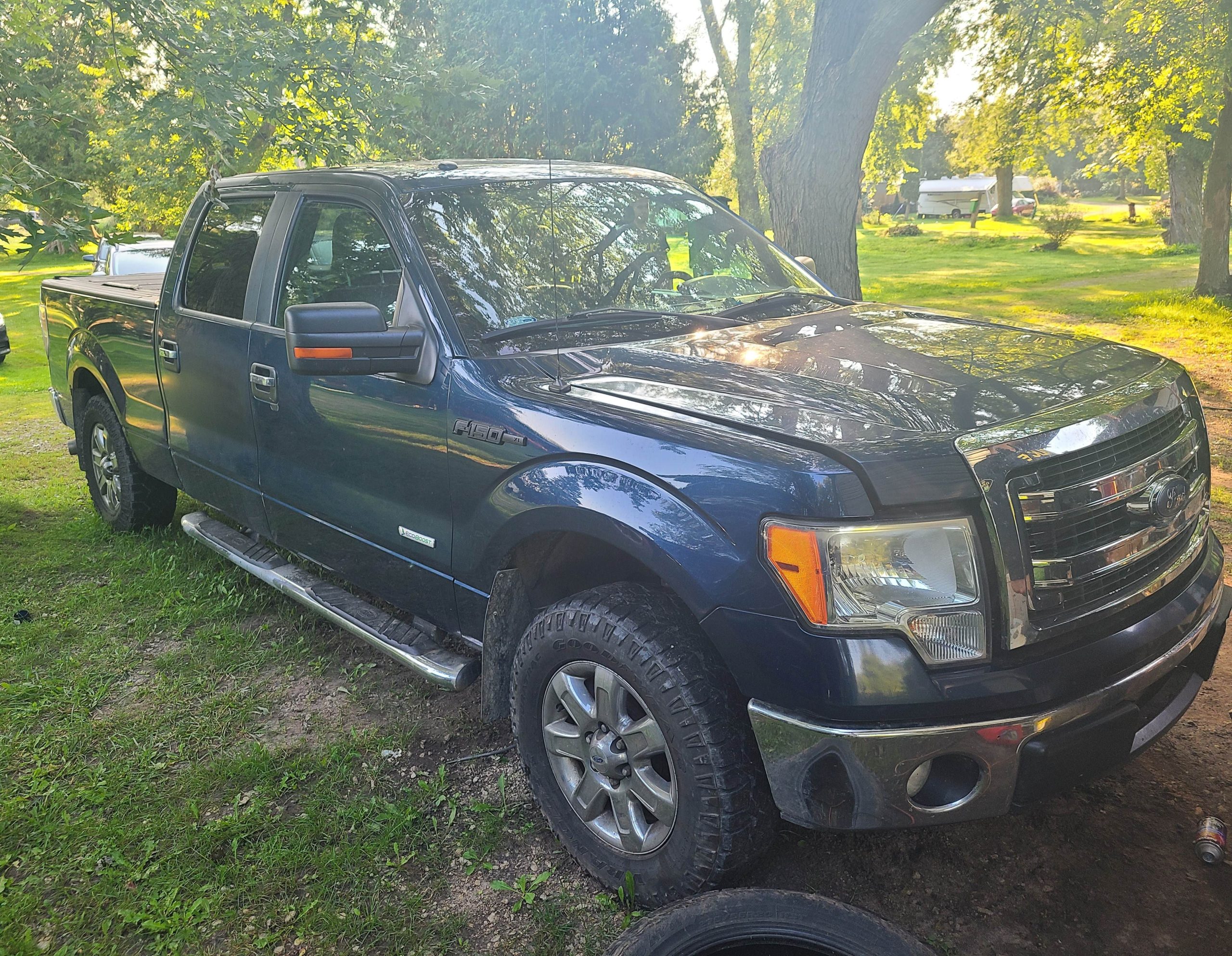 2 Simcoe County residents face multiple drug and weapon-related charges