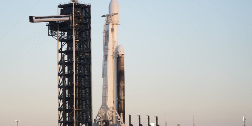 NASA spacecraft rockets toward Jupiter's moon Europa in search of the ...