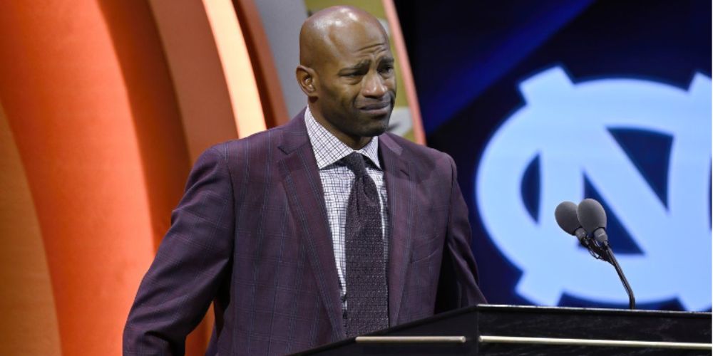 Jerry West becomes first three-time inductee as Carter and Billups ...