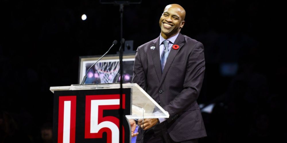 Vince Carter's No. 15 jersey retired by Toronto Raptors in mid-game ...