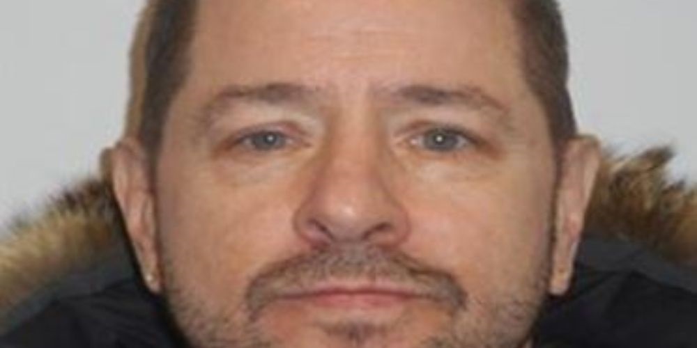 Wanted federal offender known to frequent Barrie, Beeton and Alliston ...