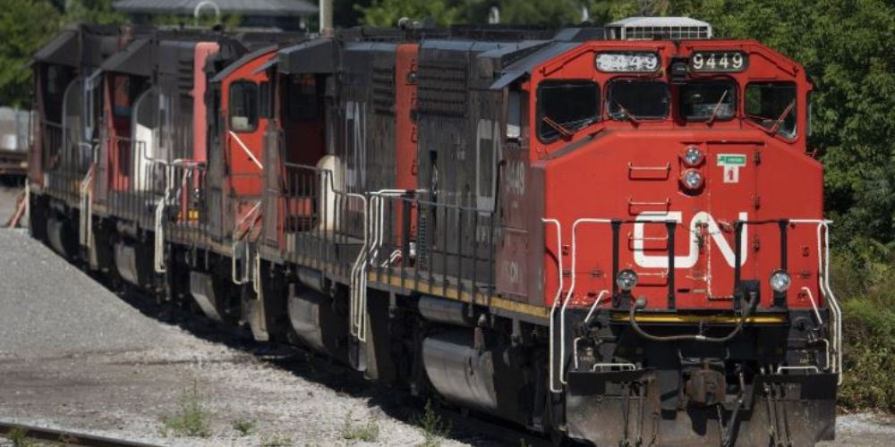 CN Rail signal union issues 72-hour strike notice | Barrie 360