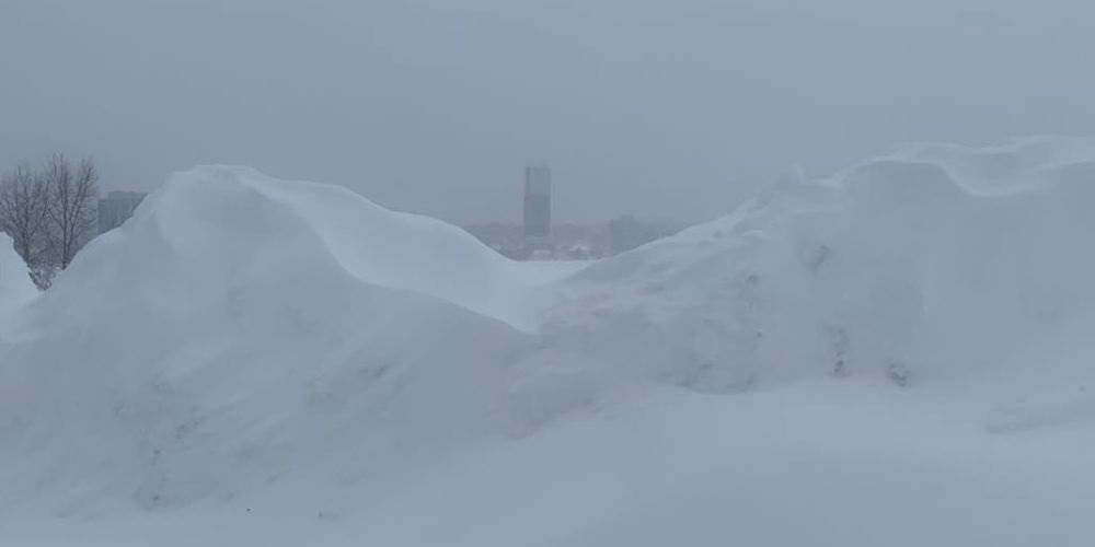 School bus cancellations piling up like the snow in Simcoe County