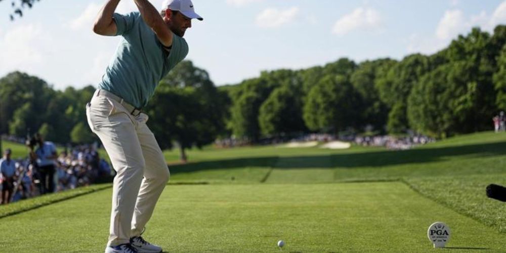 Scheffler storms into 3-shot lead at PGA Championship with another ...