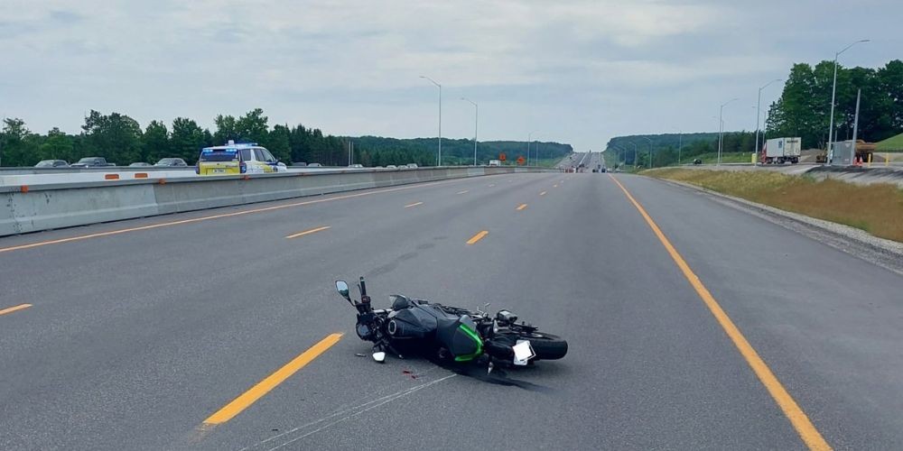 Motorcyclist injured in crash on Highway 400