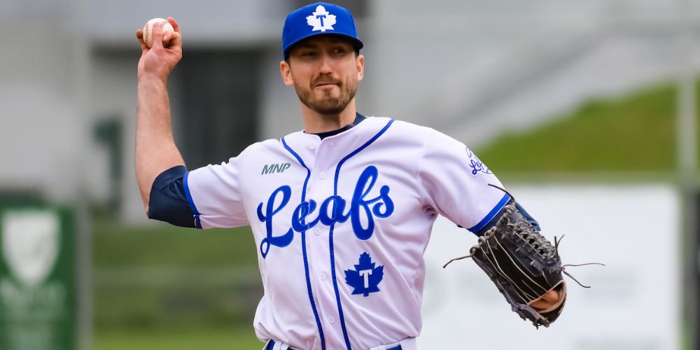 [PHOTOS] Ontario's 2025 Ice Storm: Frozen In Time | Barrie 360