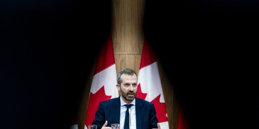 Canada Post union launches strike as Ottawa moves to end most door-to ...