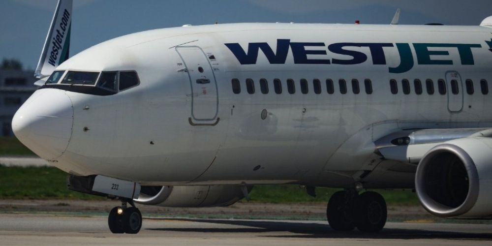 WestJet flight from Toronto has rough landing in St. Maarten's airport