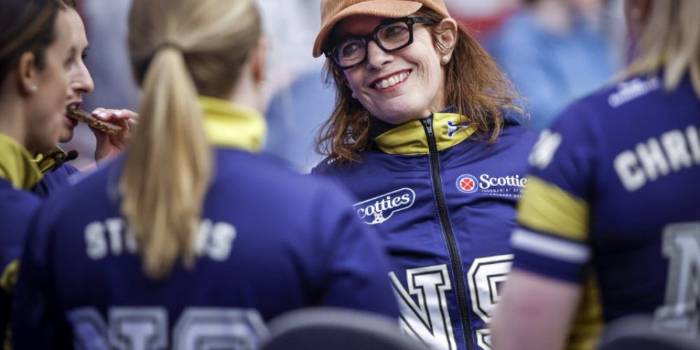 World champion curler, veteran broadcaster Colleen Jones dies at 65