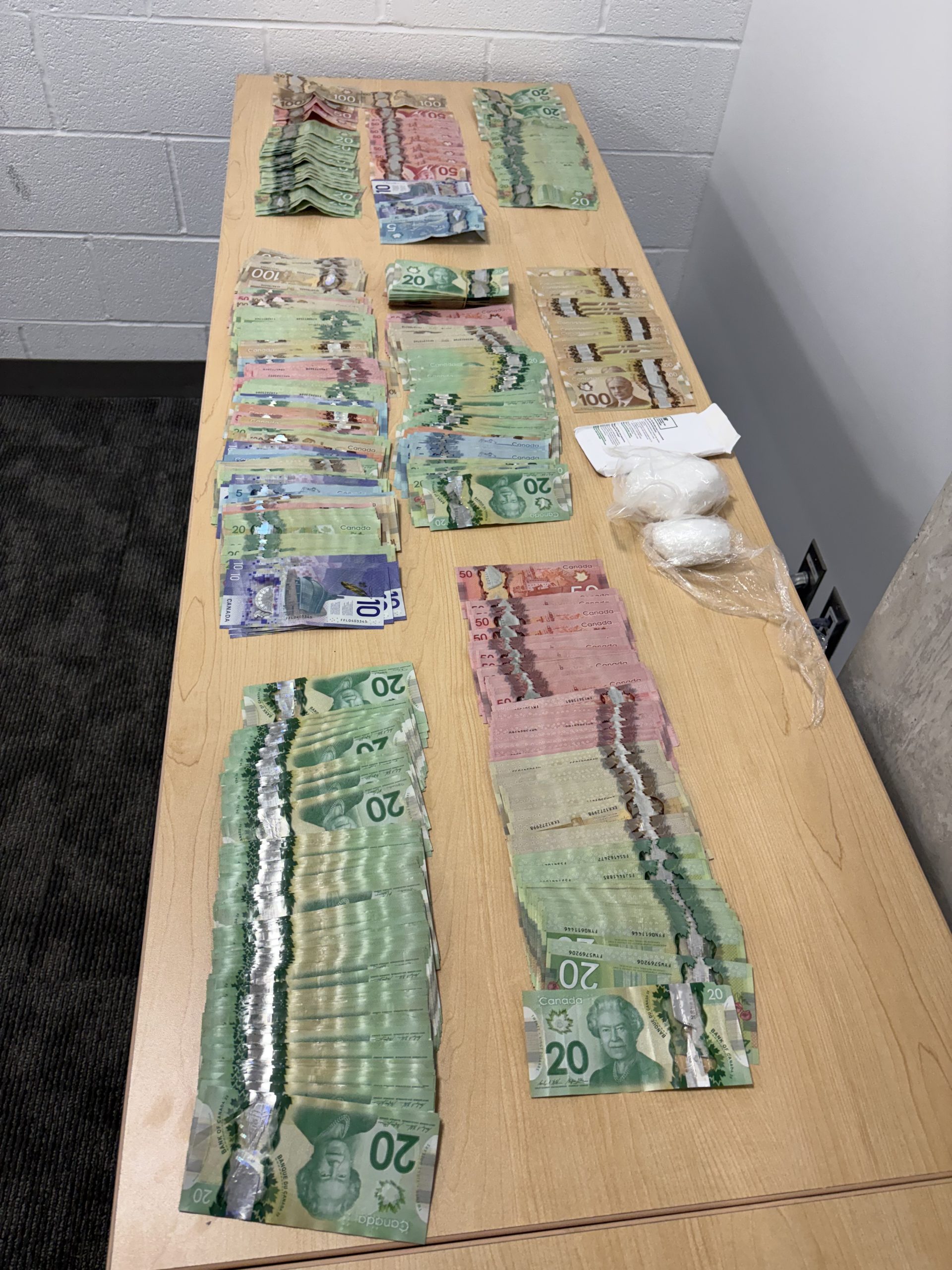 Cocaine, cash, open booze seized by Barrie police during traffic stop