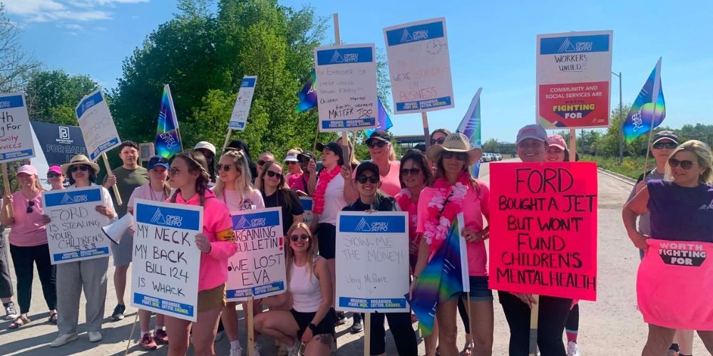 Community and social workers strike across Ontario; Kinark staff among ...